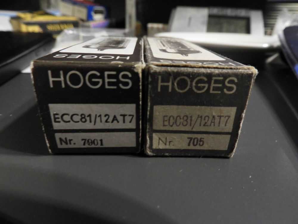 ECC81 12AT7 von Hoges, gleiches Paar Röhren Doppeltrioden (Neu und originalverpackt) in für CHF ...