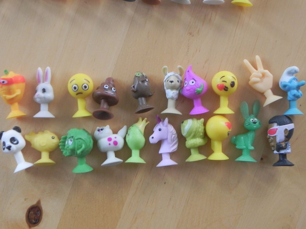 Emoji Einhorn und andere Figuren Sammelfiguren 20 Stk (Gebraucht) in Stallikon für CHF 19 – mit ...