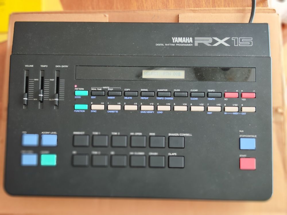 Drum Machine Yamaha RX 15 (Gebraucht) in Näfels für CHF 165 – nur ...