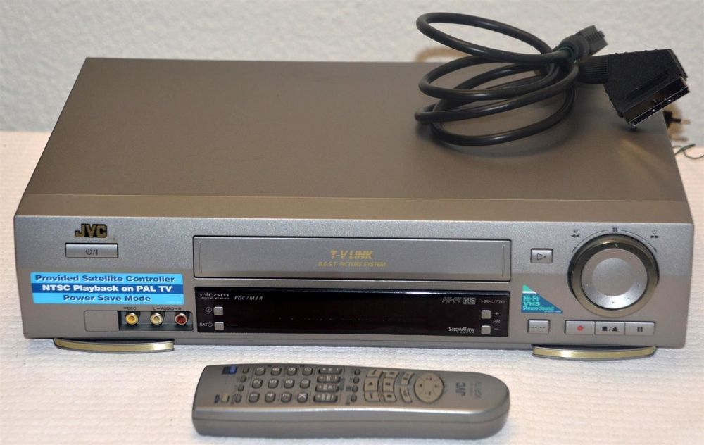 Videorecorder VHS JVC HR-J770MS magnétoscope (Gebraucht) in Collonges für CHF 110 – mit ...