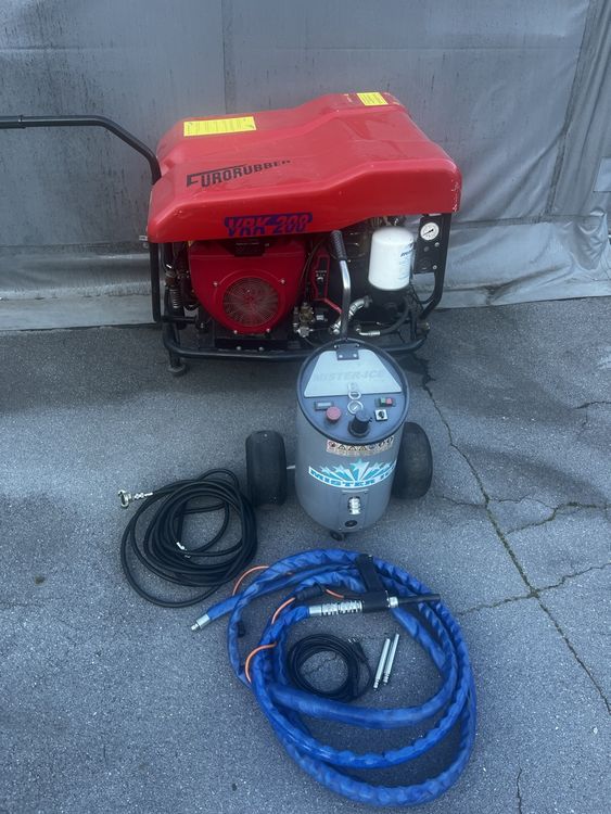 Trockeneisstrahlgerät mit Baukompressor (Gebraucht) in Linthal für CHF 6500 – nur Abholung auf ...