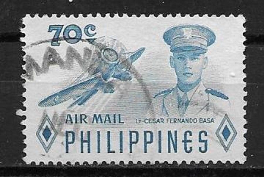Philippinen 1955: Leutnant Cesar Basa und Flugzeug | Kaufen auf Ricardo