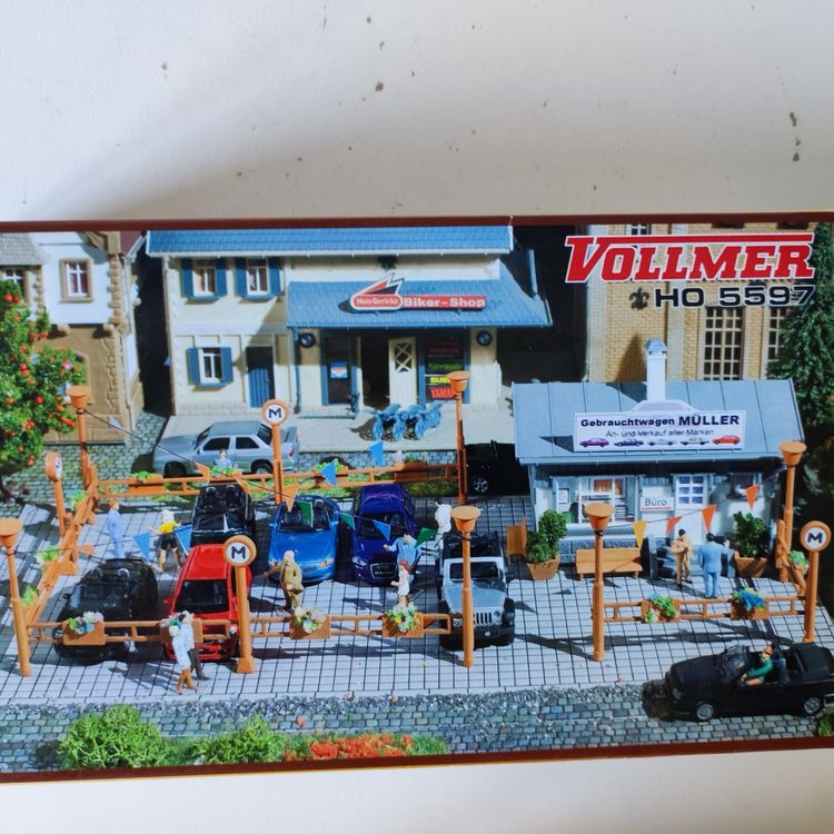 Vollmer H0 "Freddy's" Gebrauchtwagenhandel (Neu und originalverpackt ...