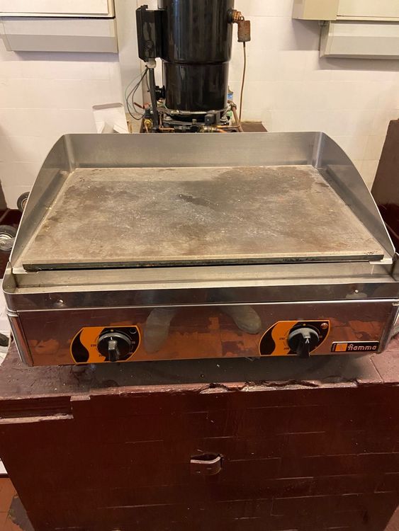 Profi elektrischer Plancha Grill Tischgrill von Fiamma (Gebraucht) in ...