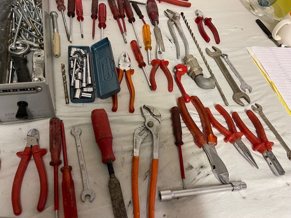Werkzeuge Nr (102) (Gebraucht) in Effretikon für CHF 20 – nur Abholung ...