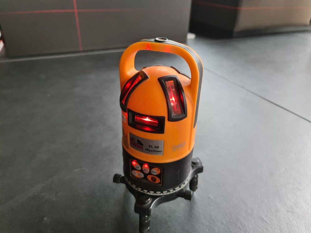 Linienlaser (Gebraucht) in Uster für CHF 110 – nur Abholung auf Ricardo ...