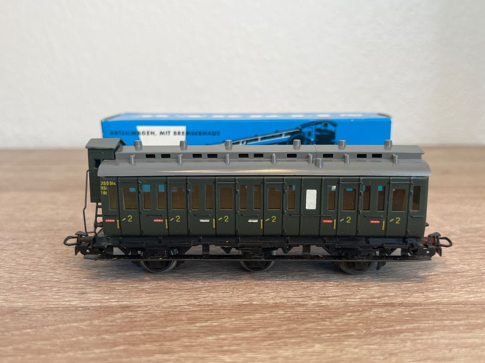 Märklin 4005 Abteilwagen mit Bremserhaus 2.Kl H0 (Gebraucht) in St-Aubin-Sauges für CHF 12 – mit ...