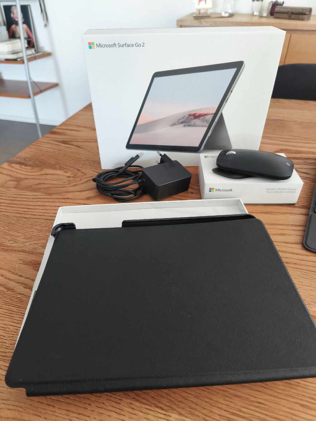 Microsoft Surface Go 2 mit Type Cover & Microsoft Mouse und (Gebraucht ...