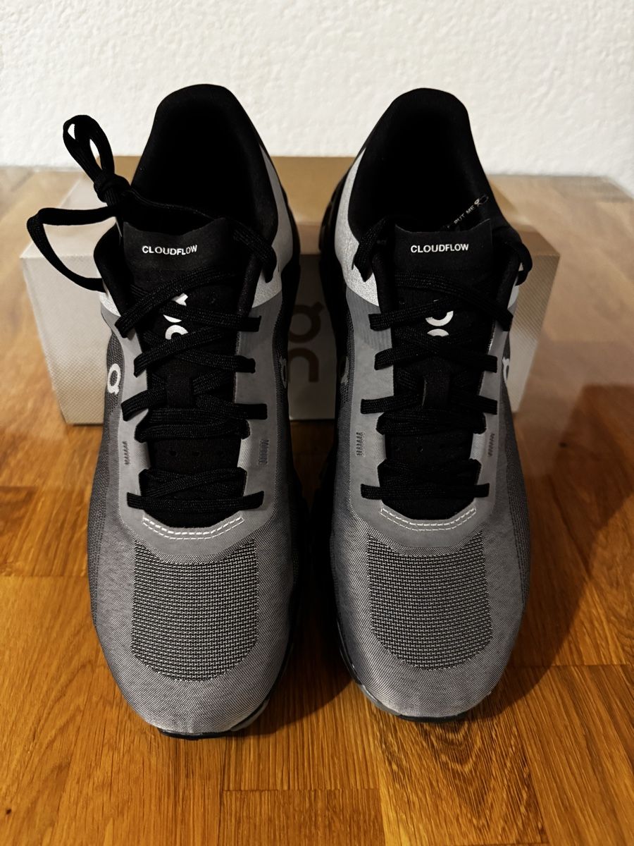 On Cloudflow Damen Laufschuhe, Grösse 40.5, Top Zustand! (Neu und ...