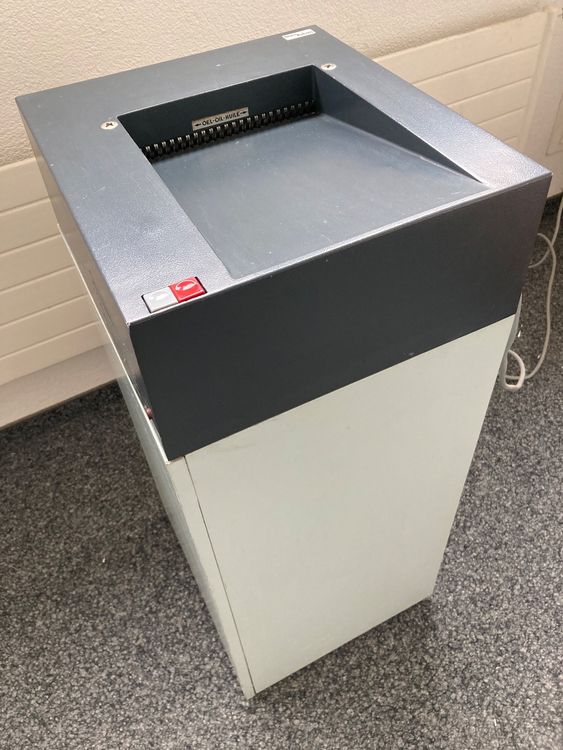 Akten-Schredder (Gebraucht) in für CHF 20 – nur Abholung auf Ricardo kaufen