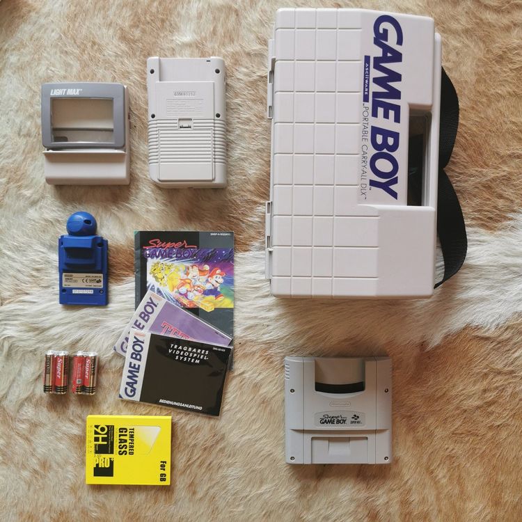 Game Boy Koffer Set (DMG-01) mit viel Zubehör | Kaufen auf Ricardo