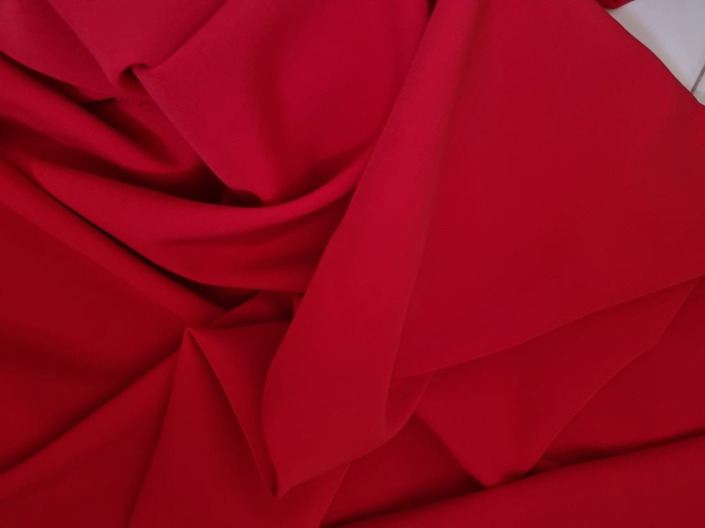 Stoff Crepe dehnbar (Neu und originalverpackt) in geroldswil für CHF 30 – mit Lieferung auf ...