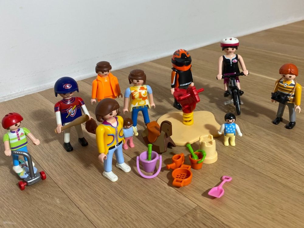 Playmobil: verschiedene Figuren zum Thema Spiel und Sport (Gebraucht) in Volketswil für CHF 7 ...