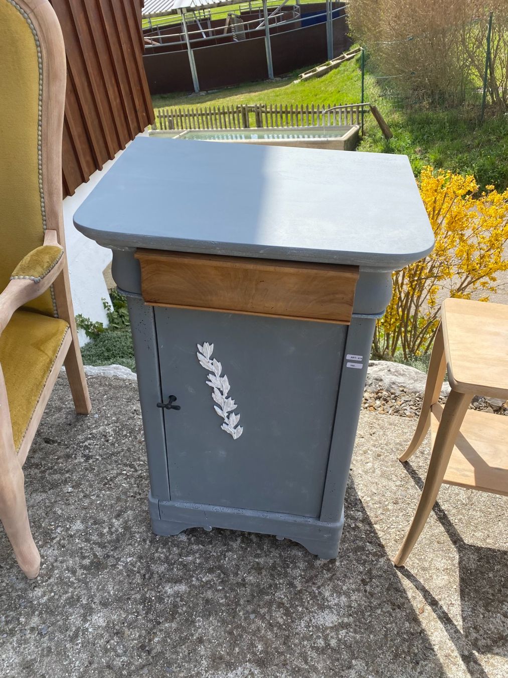 ART 414-B Table de nuit rénovée (D'occasion) à Pont-La-Ville pour CHF ...