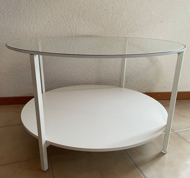 Salontisch mit Glasplatte (Gebraucht) in Bäriswil BE für CHF 30 – nur Abholung auf Ricardo kaufen