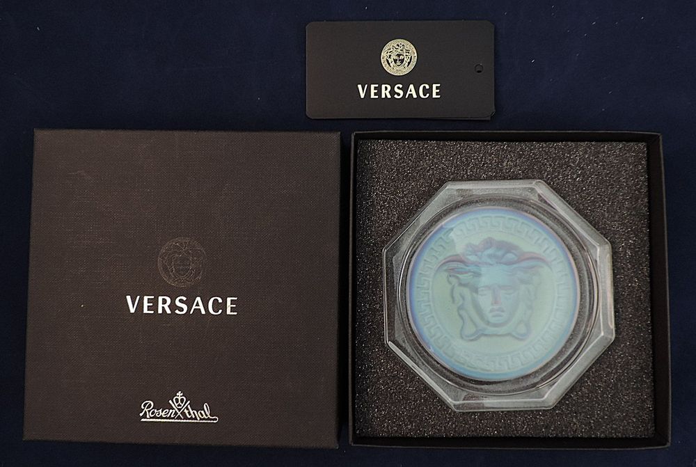 Versace Medusa Glas Untersetzer (Neu und originalverpackt) in Duggingen ...