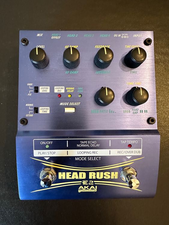 AKAI Headrush E2 Delay Tape Echo Simulator Looping Recorder | Kaufen ...