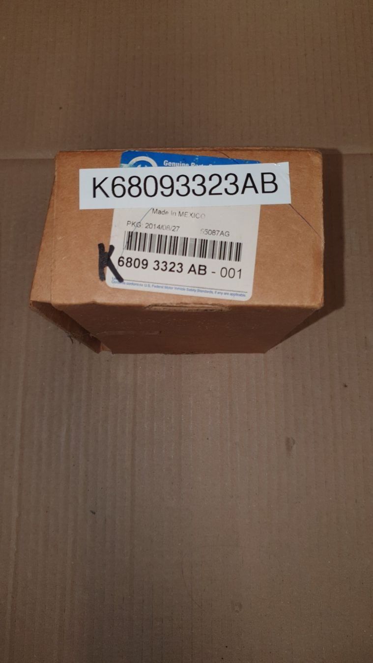 Scheibenbremsbelag vorne Dodge, Chrysler, Ram (Neu und originalverpackt ...