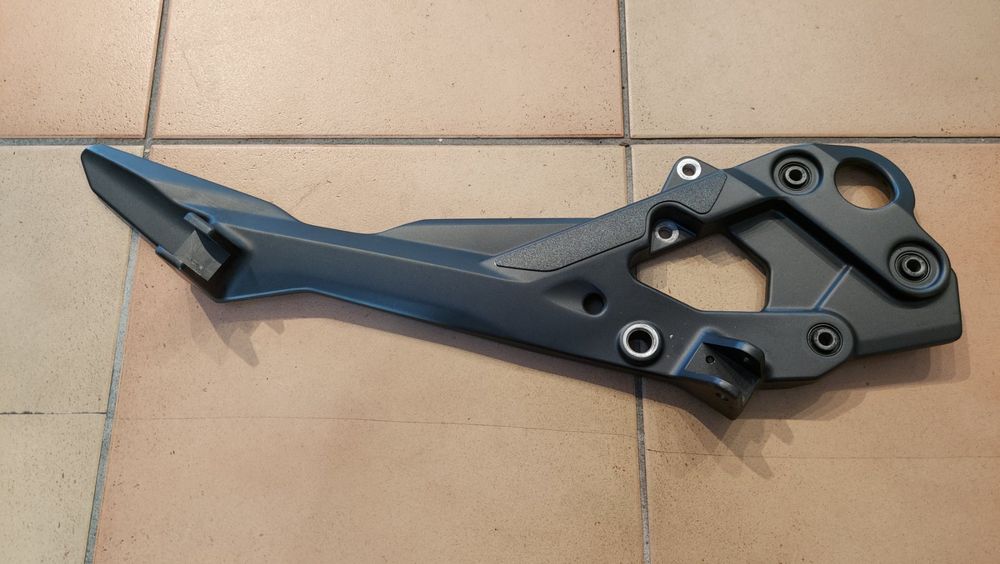 Yamaha XJ6 Fussrasterhalter Platte rechts 20S-27443-00 (Gebraucht) in ...