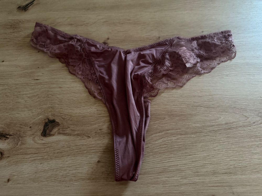 String Victoria Secret Gr. L (Neu (gemäss Beschreibung)) in Willisau ...