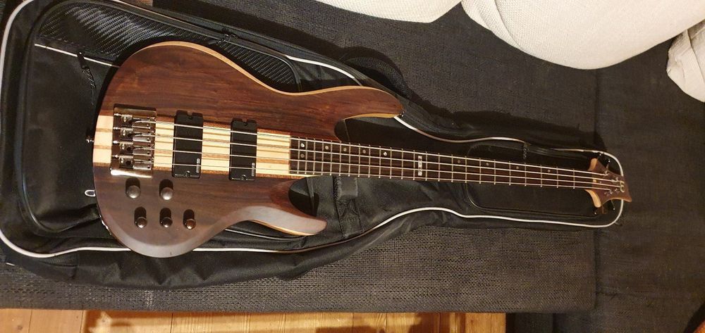 ESP Ltd B-4E Bass (Gebraucht) in Arbon für CHF 360 – mit Lieferung auf ...