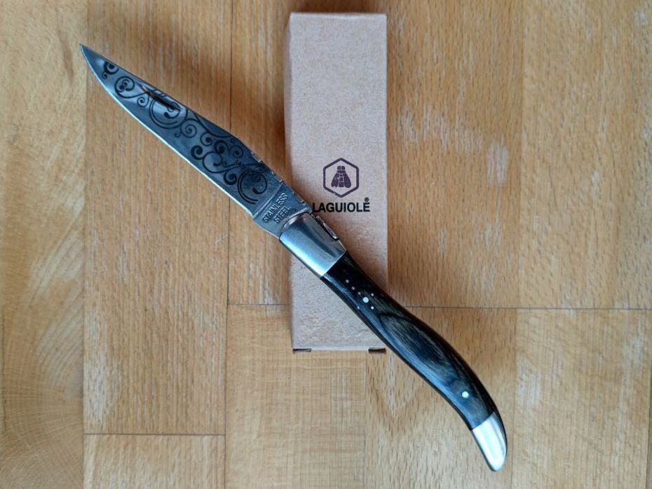 Klappmesser Laguiole mit floralem Klingendekor und Filework (Neu und originalverpackt) in Rüti ...