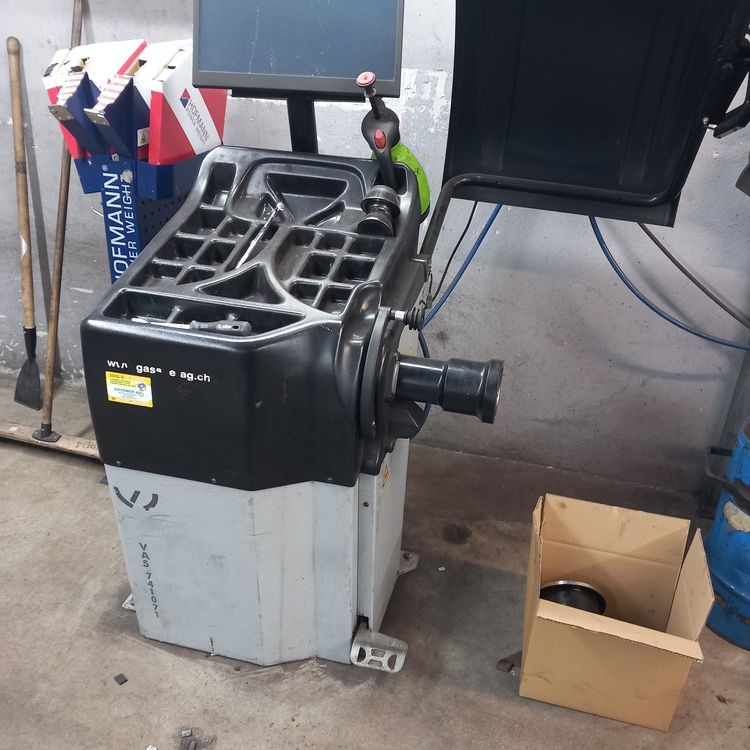 Auswuchtmaschine Butler VAS 741071 (Defekt) in Cham für CHF 260 – nur ...