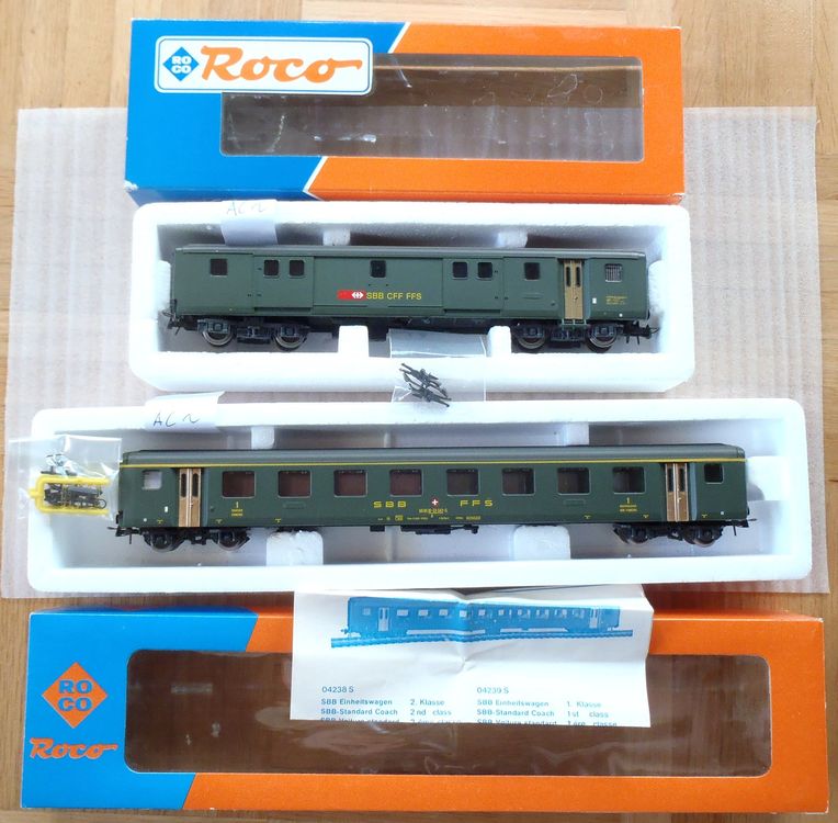 Roco SBB+CFF+FFS 1.Kl. Einheitswagen II + Post-/Gepäckwagen (Gebraucht) in St. Gallen für CHF 22 ...