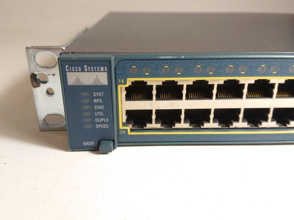 Cisco Catalyst 2950 (Gebraucht) in Zürich für CHF 1 – nur Abholung auf ...