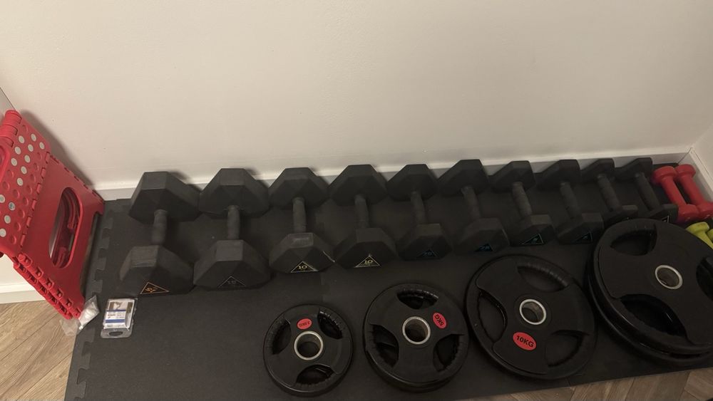 Haltères Domyos en Triangle (Gebraucht) in Bussy-sur-Moudon für CHF 150 ...