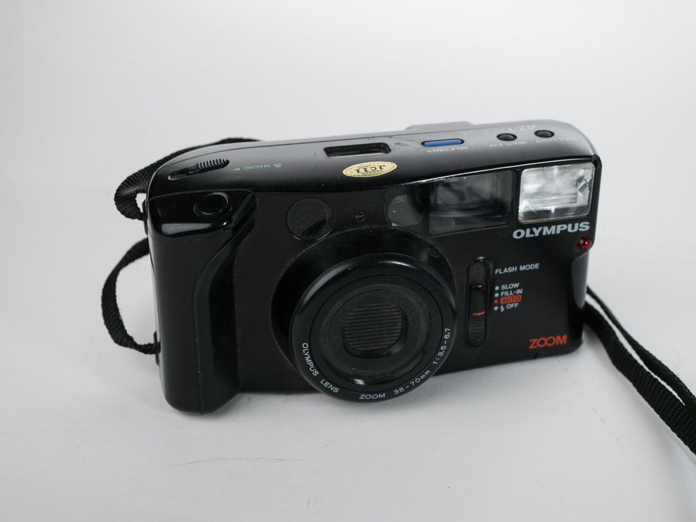 Olympus AZ-1 Zoom Analog Kamera für Sammler (Gebraucht) in Ennetbaden ...
