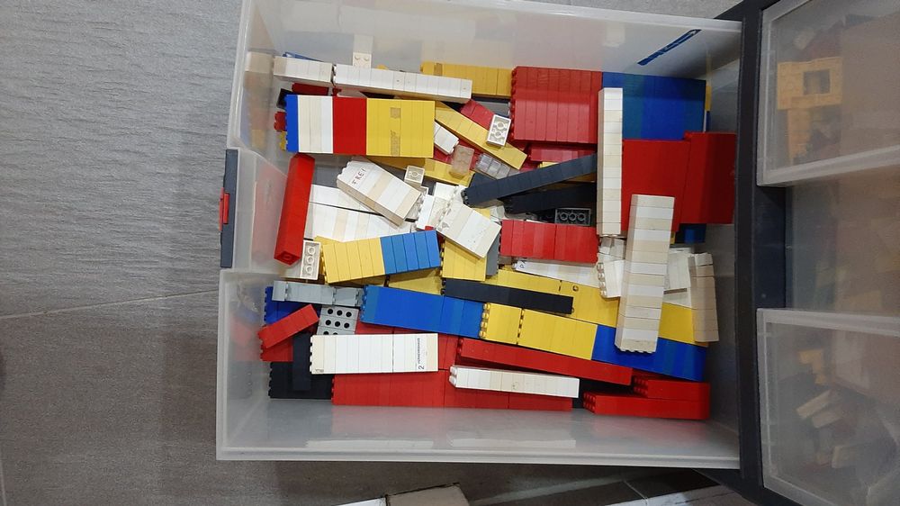 Diverse Legos in Rollcontainer (Gebraucht) in Kriens für CHF 150 – nur ...