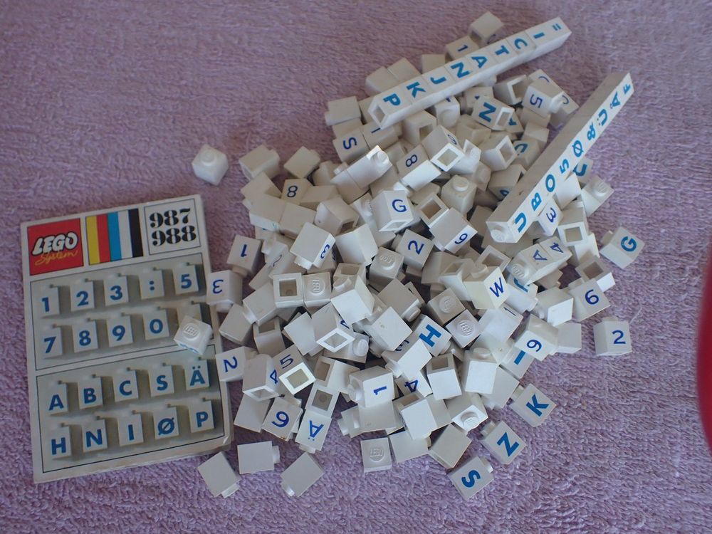 LEGO Buchstaben-Steine und Beipackzettel (Gebraucht) in Geroldswil für ...