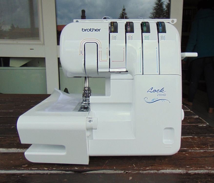 Overlock Nähmaschine Brother 2104D, neu, Gratis-Versand (Neu und ...