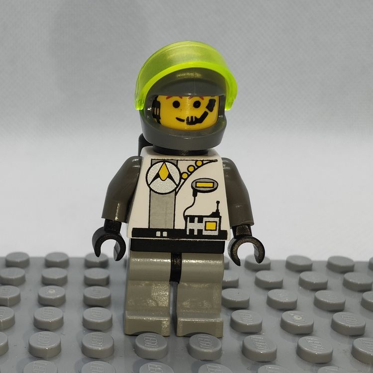 LEGO Minifigur "Space, Exploriens" (Gebraucht) in Luzern für CHF 2 ...