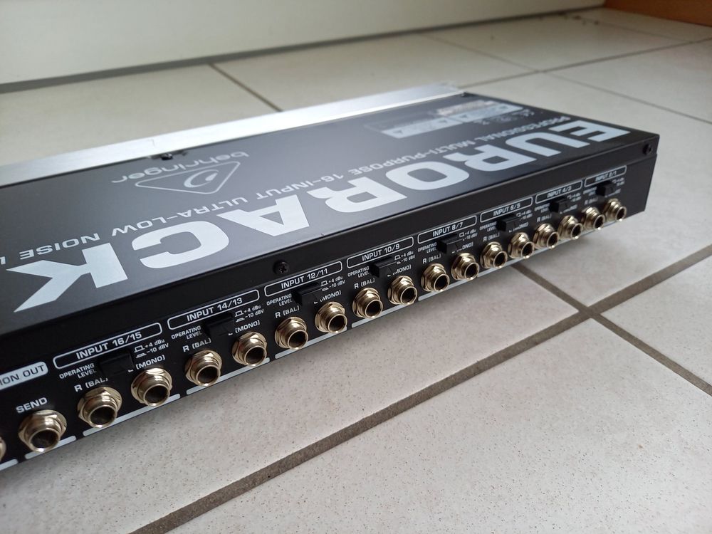 Rack-Line Mixer 16 Kanal BEHRINGER RX1602 (Gebraucht) in Richterswil ...