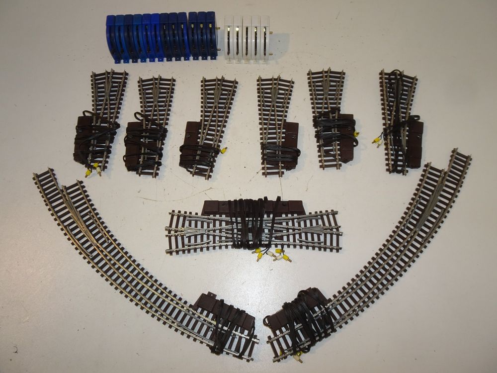 9 Kleinbahn Weichen Schienen Gleis Stellpult HO (Gebraucht) in für CHF ...