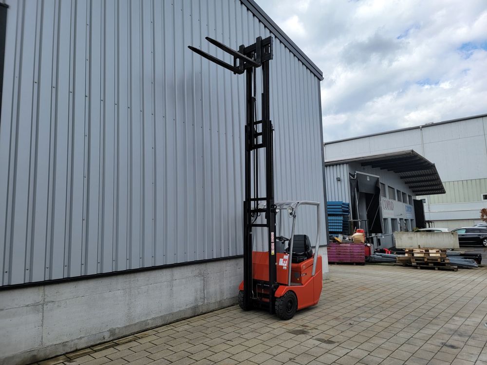 Stapler BT C3E100 1000kg Triplex Hub 430cm | Kaufen auf Ricardo