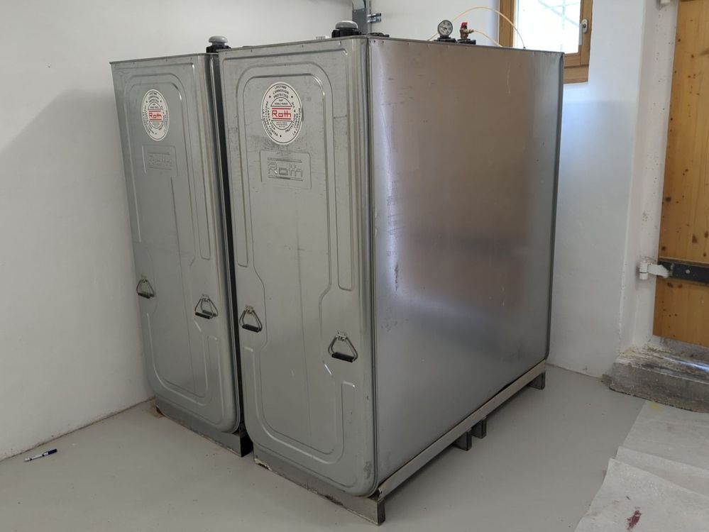 Öltank Roth 1500 L doppelwandig (Gebraucht) in Suberg für CHF 450 – nur ...