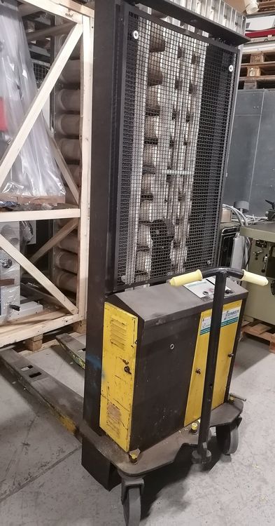 Hydraulik-Stapler Ameise Steibock 1.0 T mit Elktro Hub 12 V (Gebraucht ...