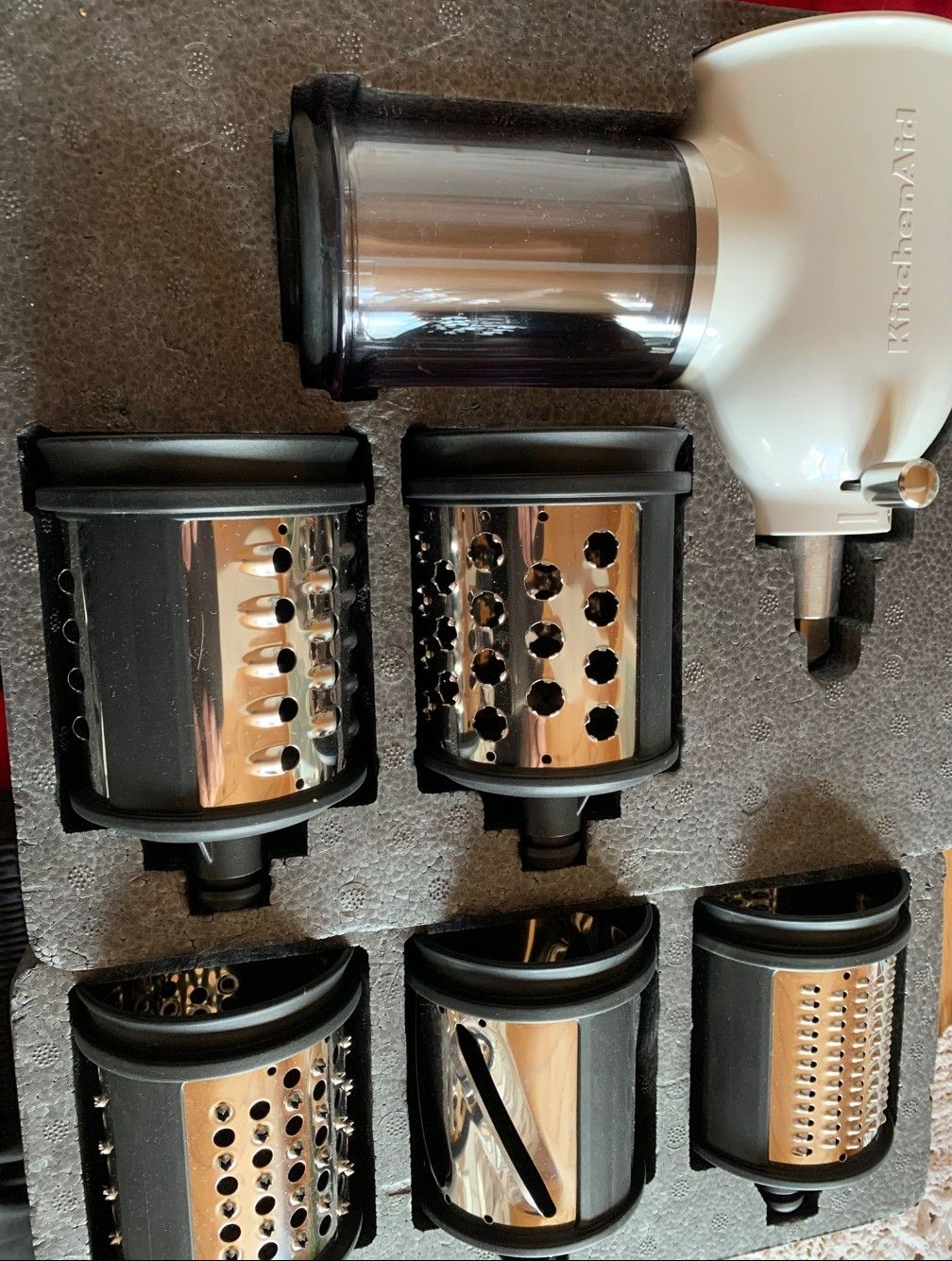 KitchenAid Gemüseschneider/Reibe mit 5 Trommeln NEU!! (Neu und ...
