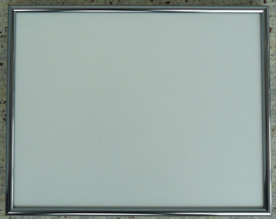 Alu-Wechselrahmen, 24x30cm (Gebraucht) in Hombrechtikon für CHF 8.9 – mit Lieferung auf Ricardo ...