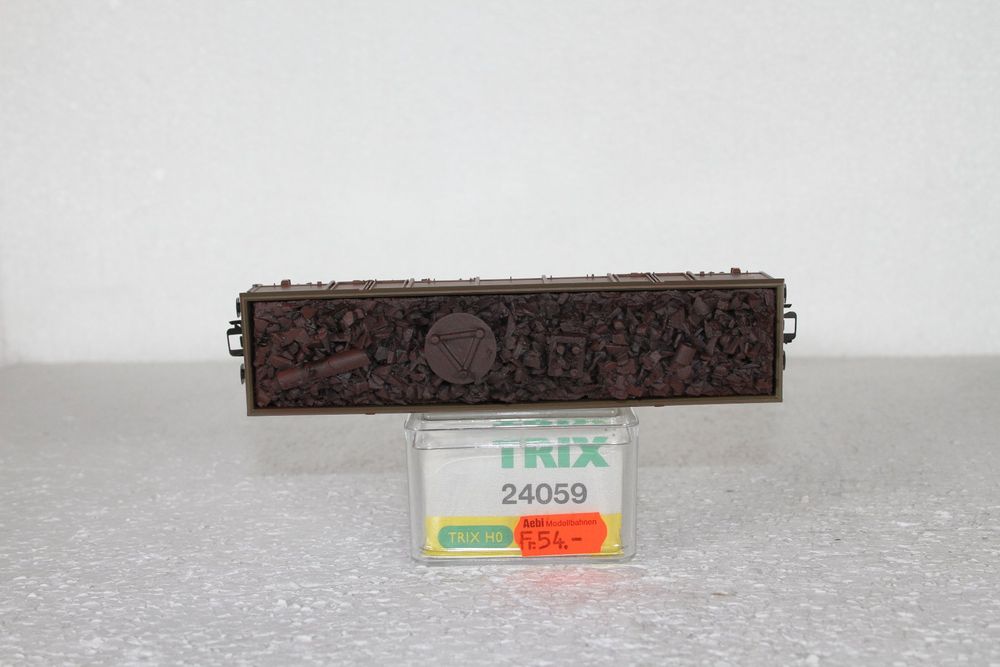 Trix 24059 Eaos 106 Offener Güterwagen mit Kühlschrott (Gebraucht) in ...