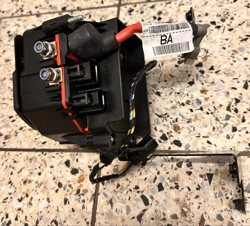 Jaguar XF X250 PREMIUM AUXILIARY BATTERY FUSE DUAL BOX (Gebraucht) in ...