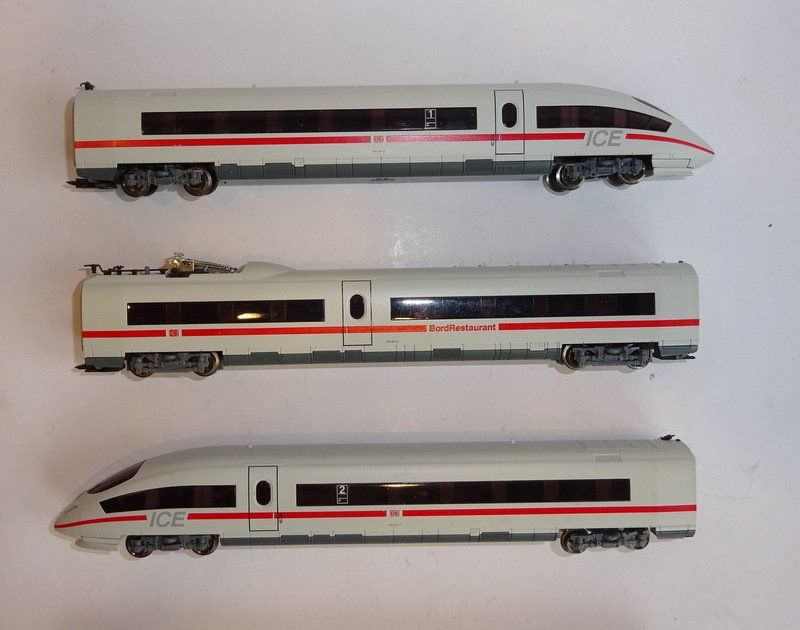 ICE 3 Minitrix digital und analog + Zusatzwagen 1.Klasse (Gebraucht) in ...