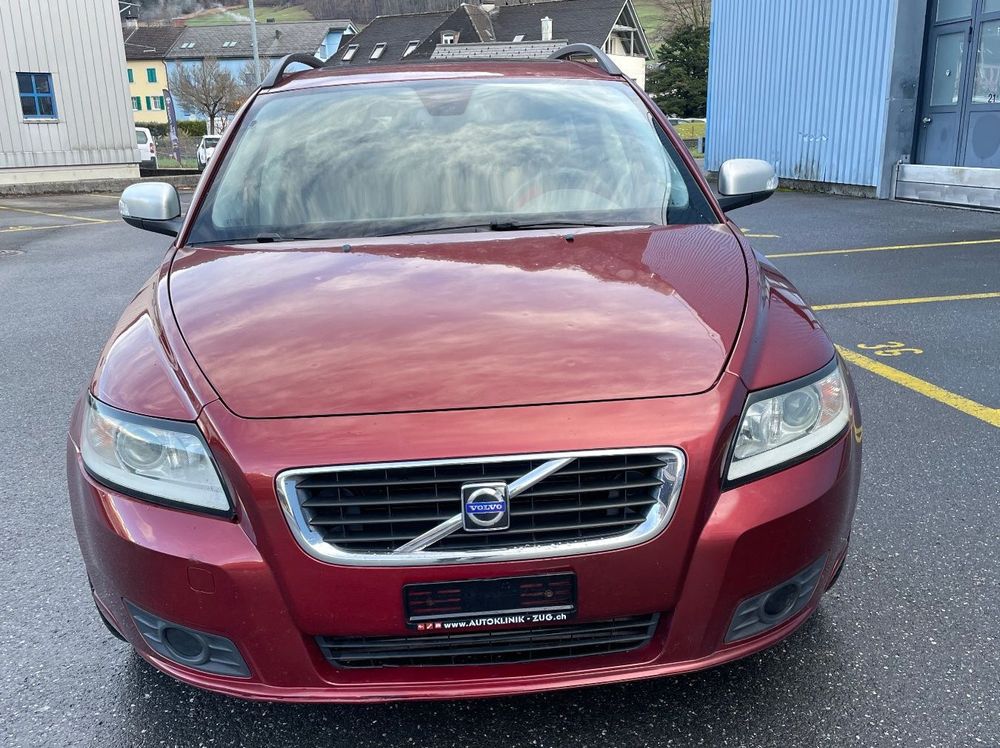 Volvo V50 D5 !!FRISCH AB MFK - 23.02.2024!!DIESEL!!AUTOMAT!! | Kaufen auf Ricardo