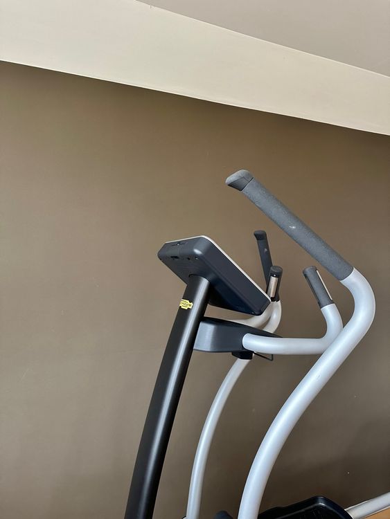 TechnoGym Crosstrainer (Synchro Forma Elliptical) (Gebraucht) in Zürich ...