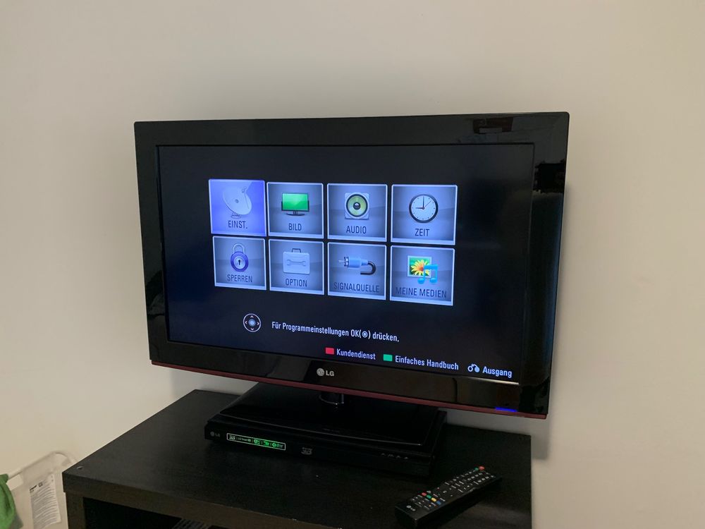 LG Fernseher 32LD350 – 32 Zoll (Gebraucht) in Zürich für CHF 10 – nur ...