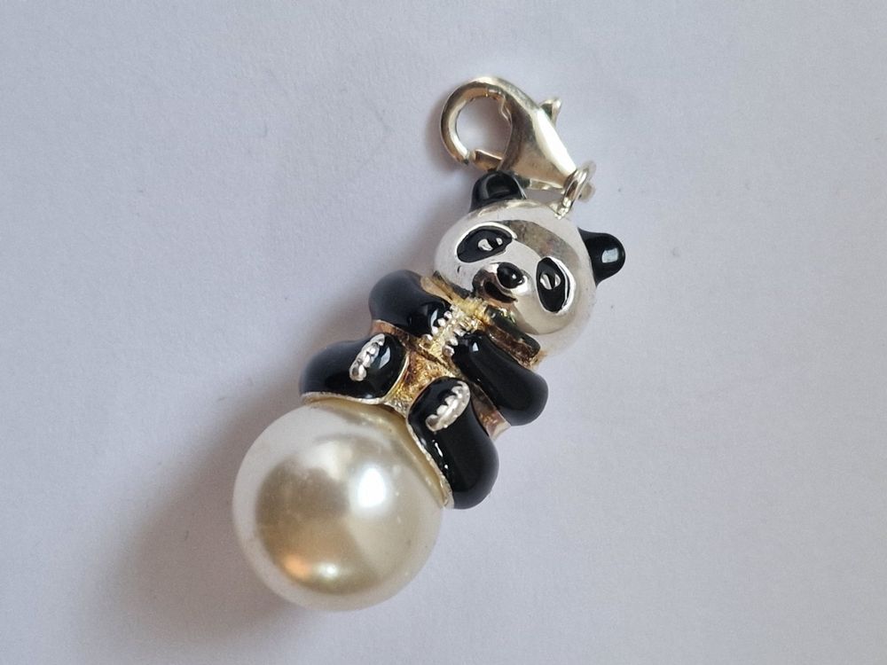 Herzige Anhänger Panda (Gebraucht) in Wittenbach für CHF 15 – mit Lieferung auf Ricardo kaufen