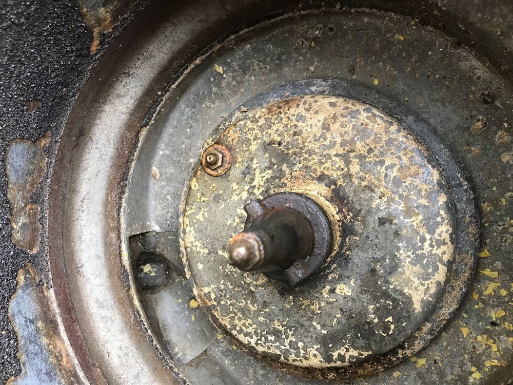 ancienne machine à peler les pommes de terre LIPS (Gebraucht) in Vevey ...